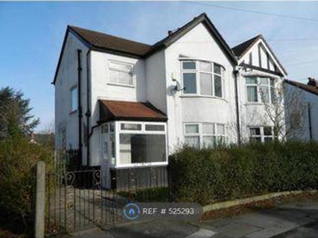 3 Bedrooms Semi detached house for rent in Scarisbrick Road, Manchester M19