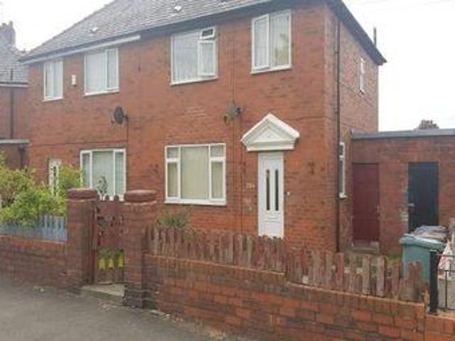3 Bedrooms Semi detached house for rent in Scot Lane, Wigan WN5