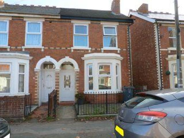 3 Bedrooms Semi detached house for rent in Seymour Road, Linden, Gloucester GL1