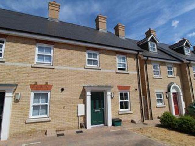 3 Bedrooms Semi detached house for rent in Sergeant Street, Colchester CO2