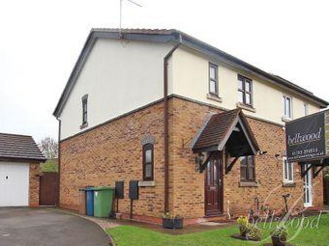 3 Bedrooms Semi detached house for rent in Simeon Way, Stone ST15