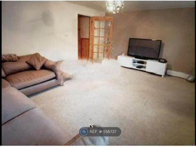 3 Bedrooms Semi detached house for rent in Skye Edge Avenue, Sheffield S2