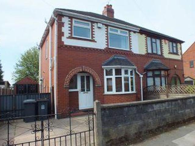3 Bedrooms Semi detached house for rent in Sparch Avenue, Newcastle, Staffs ST5
