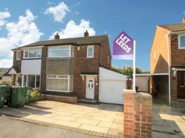 3 Bedrooms Semi detached house for rent in Spring Valley Croft, Bramley, Leeds LS13
