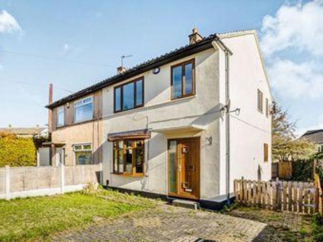 3 Bedrooms Semi detached house for rent in Stuart Place, Huddersfield HD2
