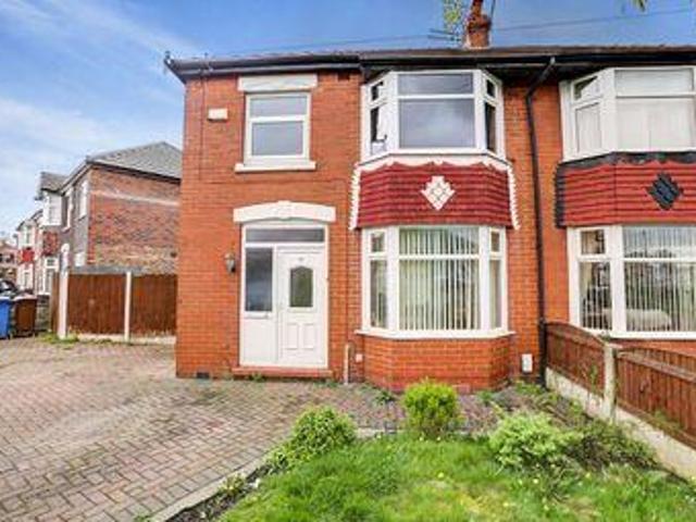 3 Bedrooms Semi detached house for rent in St. Davids Road, Cheadle SK8