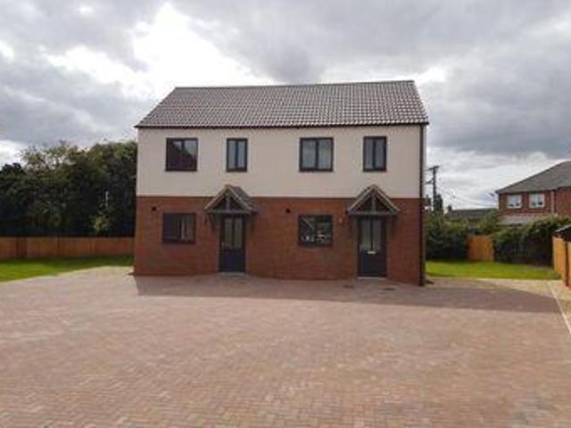 3 Bedrooms Semi detached house for rent in St Hybalds Grove, Scawby DN20