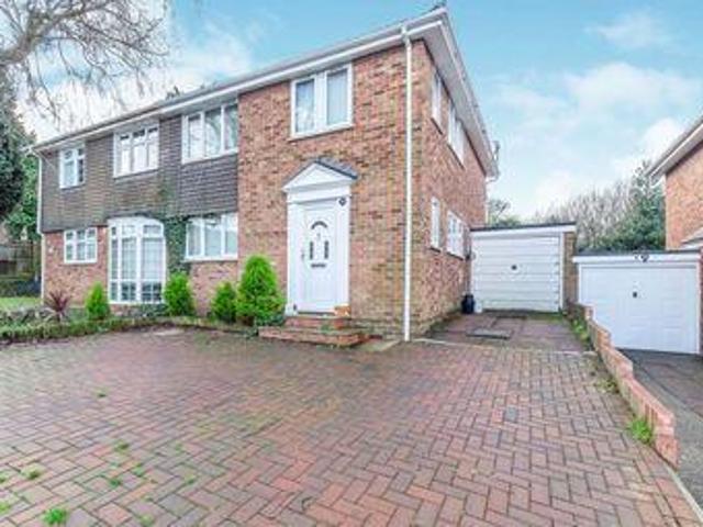 3 Bedrooms Semi detached house for rent in St. Johns Way, Rochester ME1