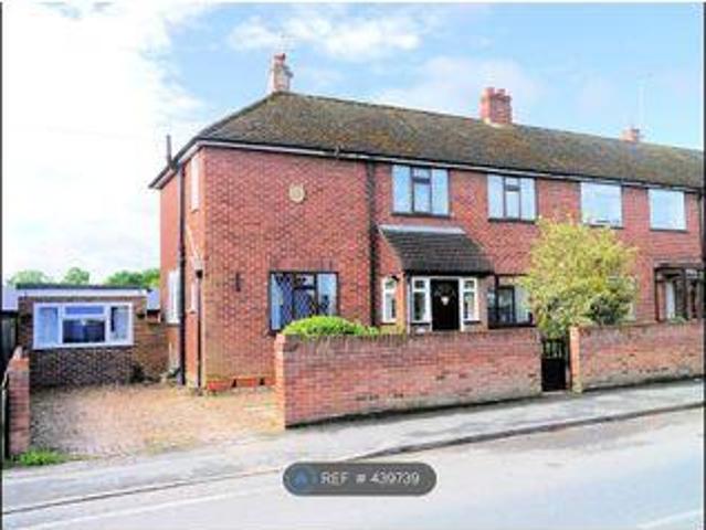 3 Bedrooms Semi detached house for rent in St. Leonards Road, Windsor SL4