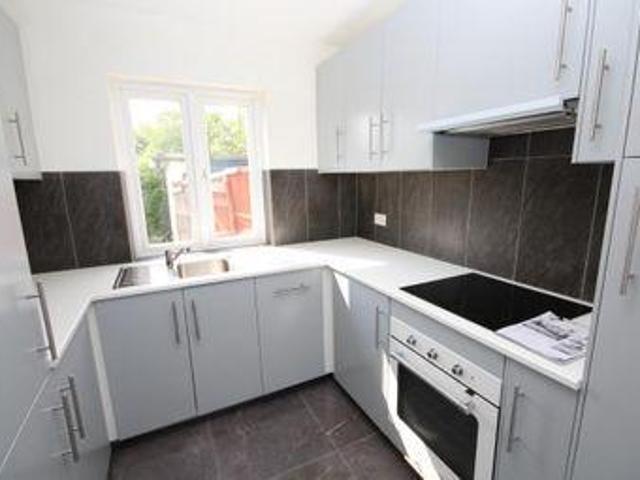 3 Bedrooms Semi detached house for rent in St Margarets Road, Edgware HA8