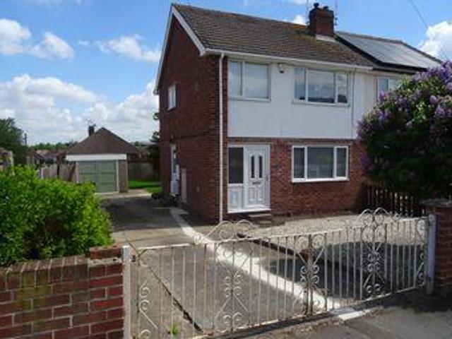3 Bedrooms Semi detached house for rent in St. Pauls Road, Worksop S80
