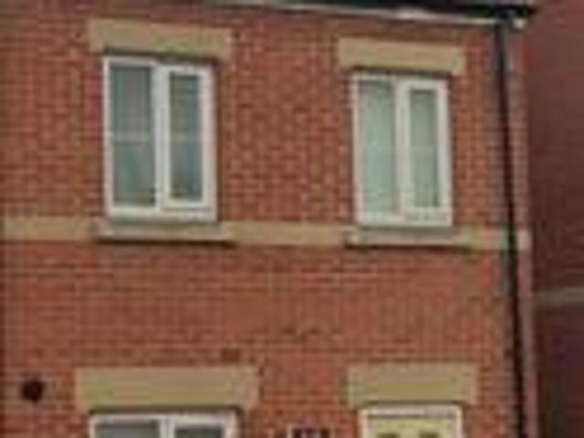 3 Bedrooms Semi detached house for rent in Staniforth Road, Sheffield S9