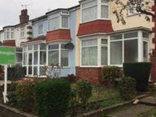 3 Bedrooms Semi detached house for rent in Stanley Avenue, Harborne, Birmingham B32