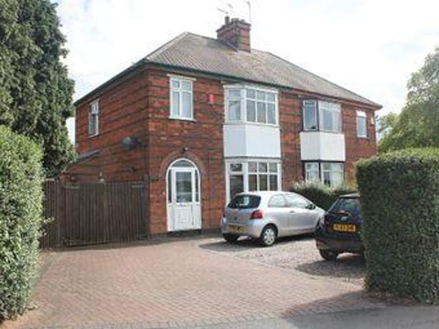 3 Bedrooms Semi detached house for rent in Stonesby Avenue, Leicester LE2