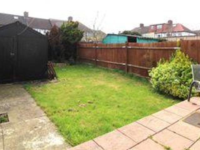 3 Bedrooms Semi detached house for rent in Sutton Common Road, Sutton SM3