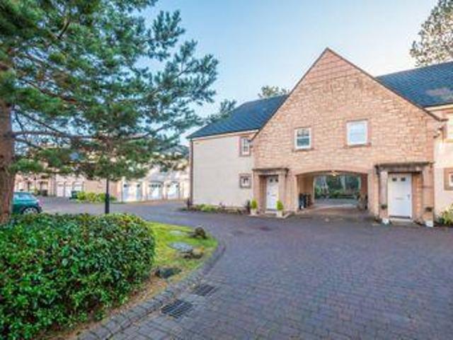 3 Bedrooms Semi detached house for rent in Syme Crescent, Greenbank EH10
