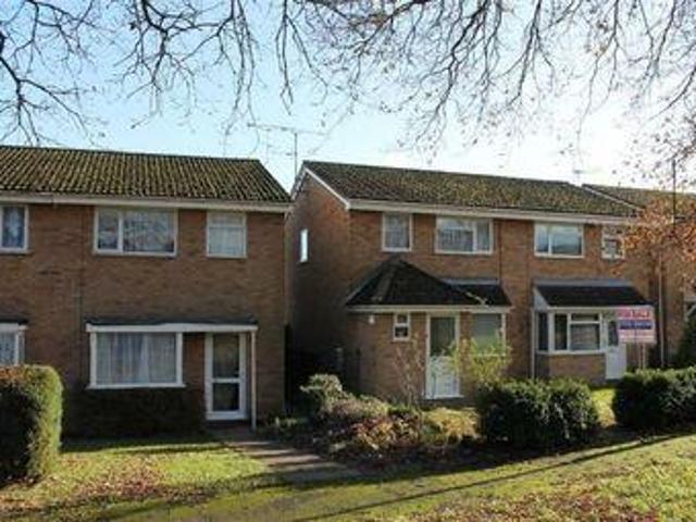 3 Bedrooms Semi detached house for rent in Pauls Walk, Huntley, Gloucestershire GL19