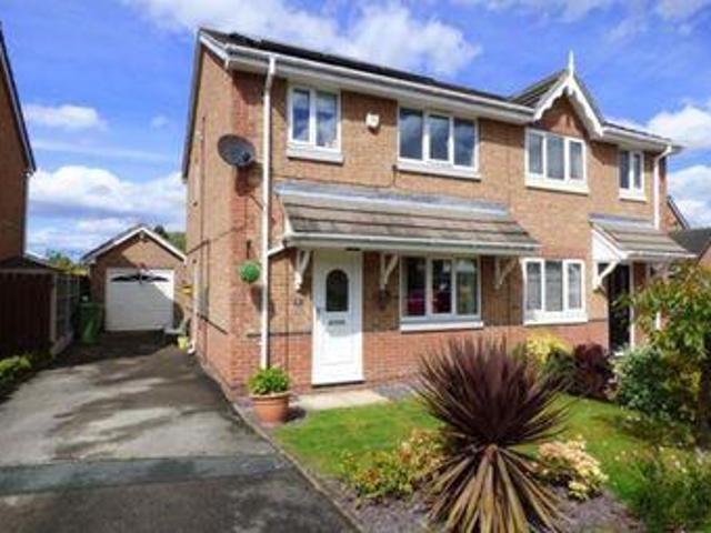 3 Bedrooms Semi detached house for rent in Paddock View, Castleford WF10