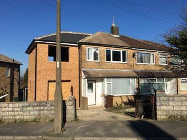 3 Bedrooms Semi detached house for rent in Pasture Rise, Bradford BD14