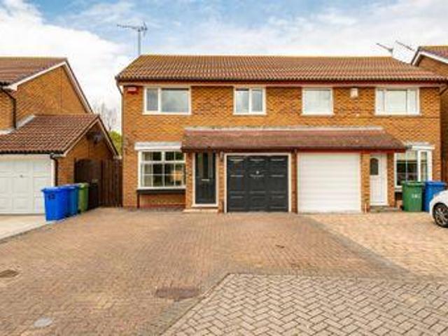 3 Bedrooms Semi detached house for rent in Puttney Drive, Kemsley, Sittingbourne ME10
