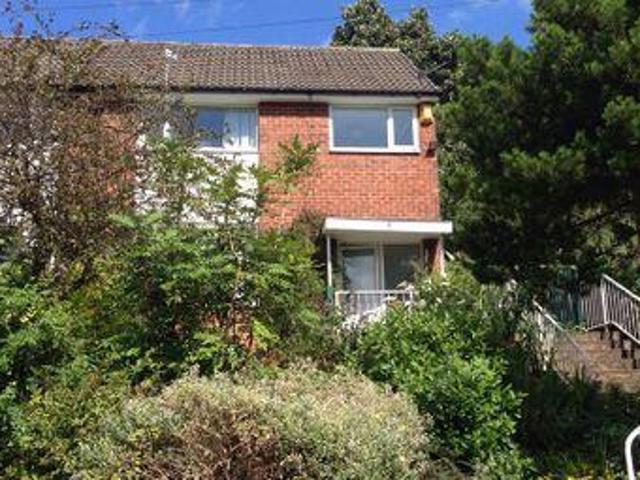 3 Bedrooms Semi detached house for rent in Queenswood Gardens, Headingley, Leeds LS6