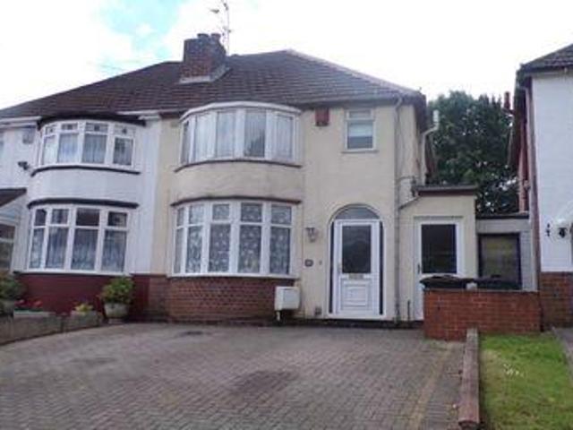 3 Bedrooms Semi detached house for rent in Quinton, Birmingham B32