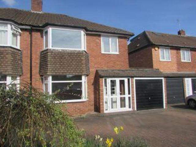 3 Bedrooms Semi detached house for rent in Rowlands Crescent, Solihull B91