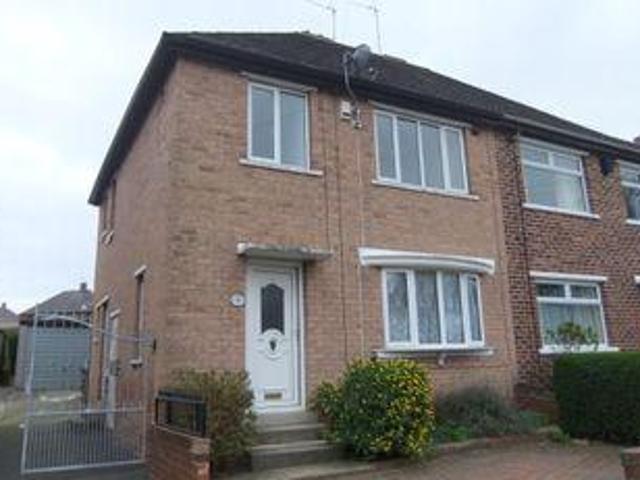3 Bedrooms Semi detached house for rent in Richmond Avenue, Sheffield S13