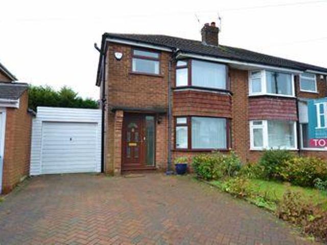 3 Bedrooms Semi detached house for rent in Rushton Road, Cheadle Hulme, Cheadle SK8