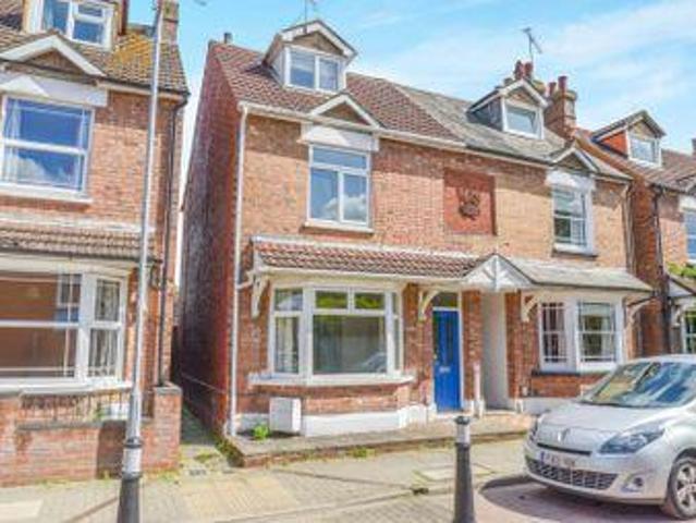 3 Bedrooms Semi detached house for rent in Woodstock Road South, St.Albans AL1