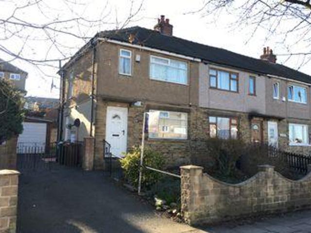 3 Bedrooms Semi detached house for rent in Watty Hall Road, Bradford BD6
