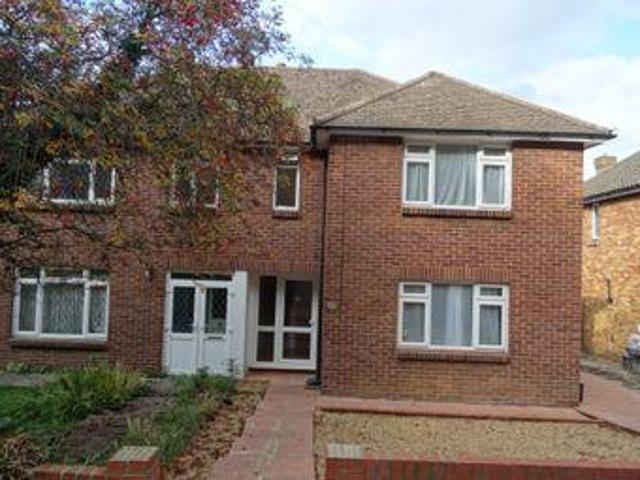 3 Bedrooms Semi detached house for rent in Warren Road, Orpington BR6