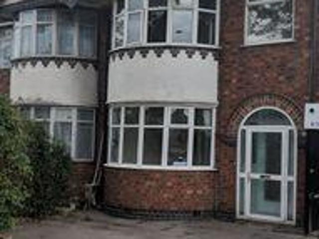 3 Bedrooms Semi detached house for rent in Welford Road, Leicester LE2