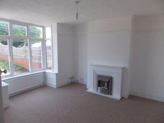 3 Bedrooms Semi detached house for rent in Wells Road, Hengrove BS14