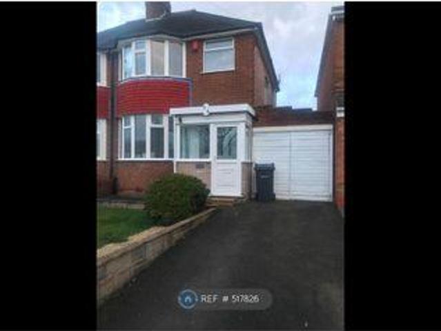 3 Bedrooms Semi detached house for rent in Wensley Road, Birmingham B26