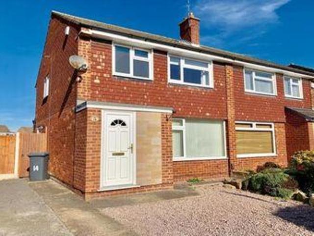 3 Bedrooms Semi detached house for rent in Westerham Road, Nottingham NG11