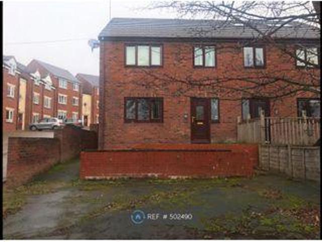 3 Bedrooms Semi detached house for rent in Wilfred Terrace, Leeds LS12