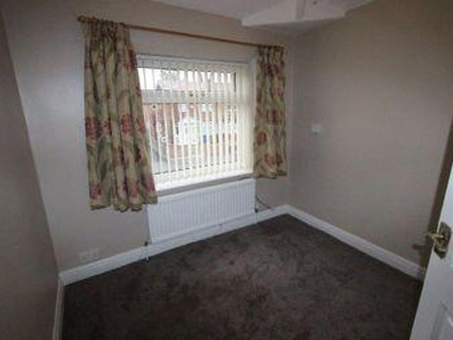 3 Bedrooms Semi detached house for rent in Wyverne Road, Chorlton, Manchester M21