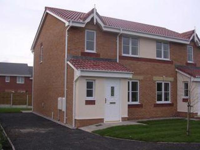 3 Bedrooms Semi detached house for rent in Telford Drive, St.Helens WA9