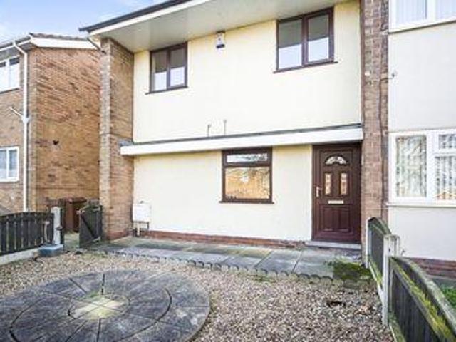 3 Bedrooms Semi detached house for rent in Thornhill Road, Castleford WF10