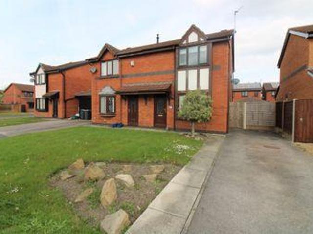 3 Bedrooms Semi detached house for rent in Trefoil Close, Thornton FY5