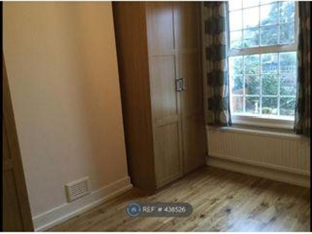3 Bedrooms Semi detached house for rent in Trinity Road, London N2