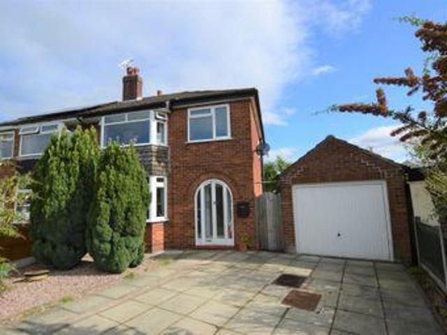 3 Bedrooms Semi detached house for rent in Ullswater Crescent, Chester CH2