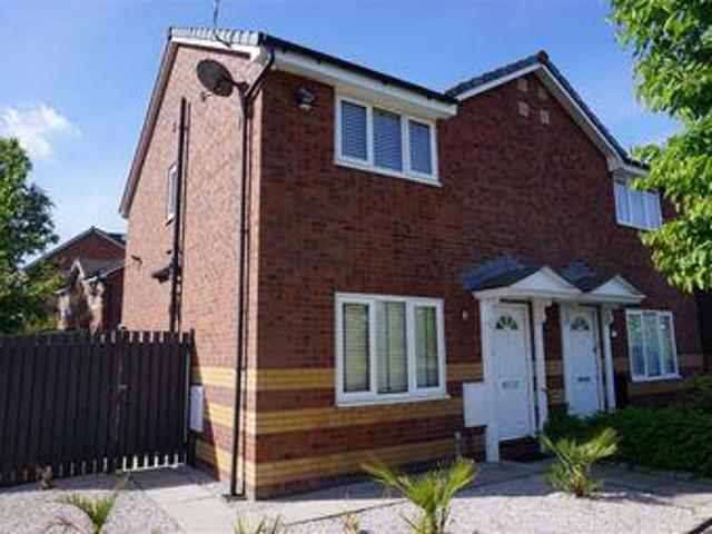 3 Bedrooms Semi detached house for rent in Velour Close, Trinity Riverside, Salford M3