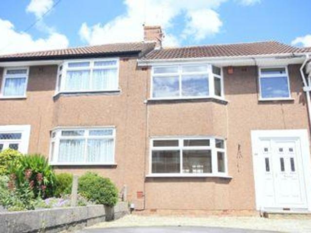 3 Bedrooms Semi detached house for rent in Yew Tree Drive, Kingswood, Bristol BS15