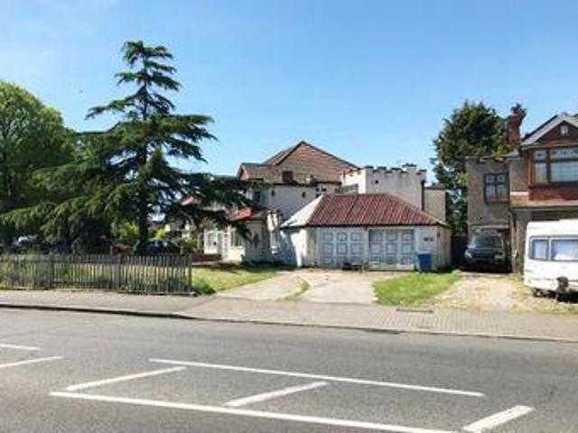 3 Bedrooms Semi detached house for sale in 106 Kent House Road, Beckenham, Kent BR3