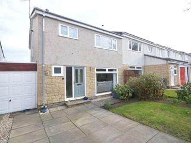 3 Bedrooms Semi detached house for sale in 10 Crosswood Avenue, Balerno EH14