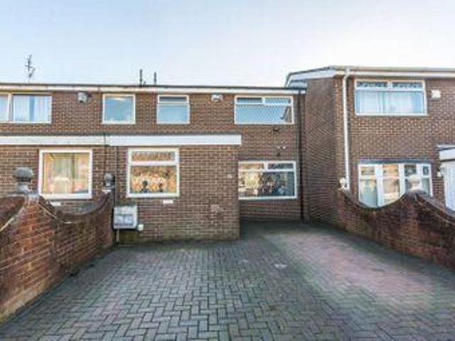 3 Bedrooms Semi detached house for sale in 23 Belcroft Drive, Manchester M38