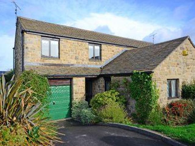 3 Bedrooms Semi detached house for sale in 7 Albanus Croft, Stannington, Sheffield S6