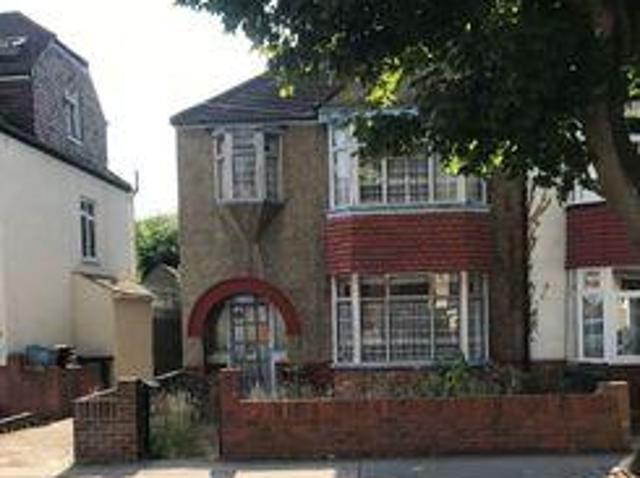 3 Bedrooms Semi detached house for sale in 61 Verdayne Avenue, Croydon, Surrey CR0